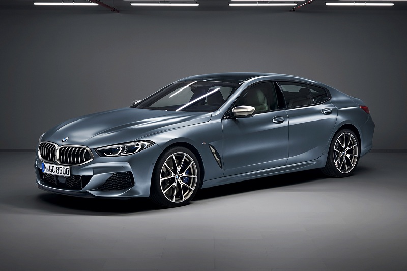 StriveME - بي ام دبليو M850i جران كوبيه مرصعة بالشواروفسكي